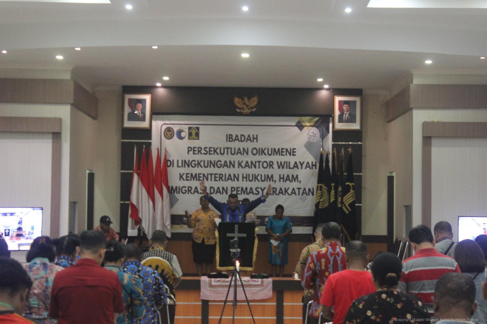 PANJATKAN PUJI SYUKUR KEPADA TUHAN DI AWAL TAHUN 2025, PERSEKUTUAN OIKUMENE KANWIL KEMENKUM ...